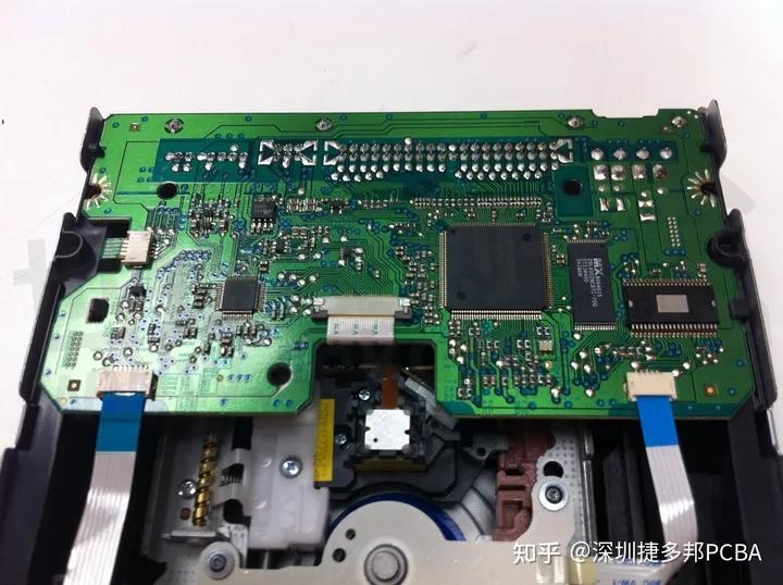 PCB电路板开裂的原因