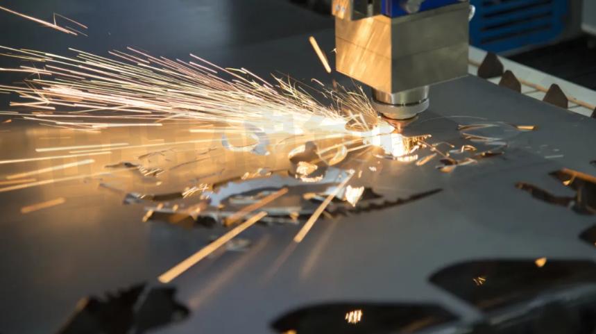 华太推出3K0射频功放器件，凭借超高压RF-LDMOS工艺和封装等多项技术突破，成功站上行业前沿